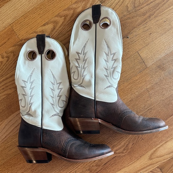 Challenger | Shoes | Brown And Cream Heeled Western Cowboy Boots ...